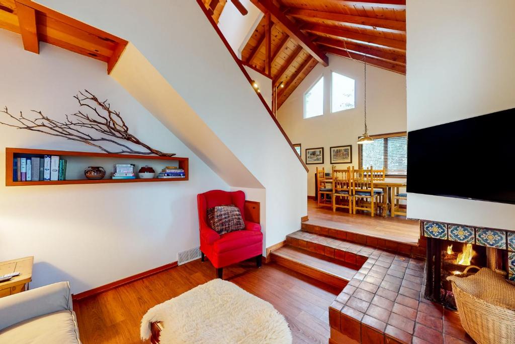 Skyforest Sanctuary, Skyforest (updated prices 2025)