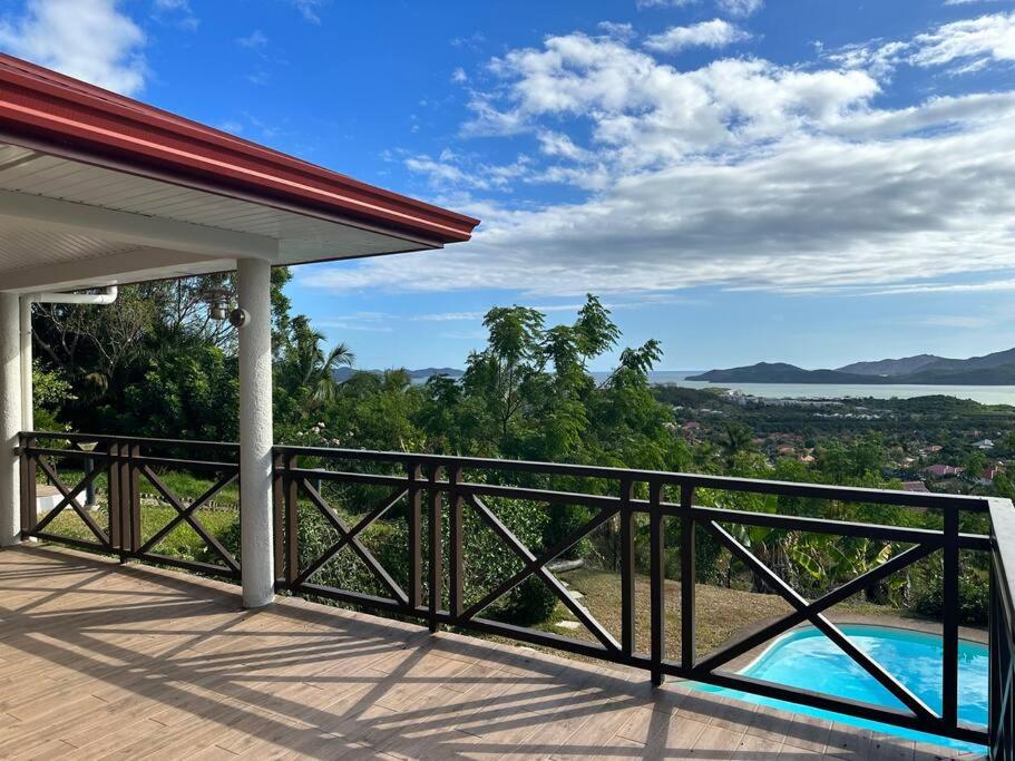 Villa F4 vue mer + piscine, Païta (aktualisierte Preise für 2024)