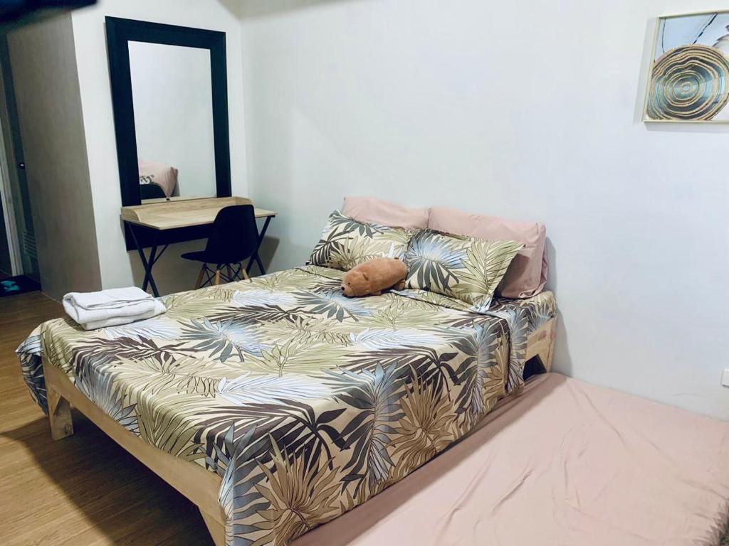 Minimalist Studio at The Loop Tower with Free Parking within Limketkai ...