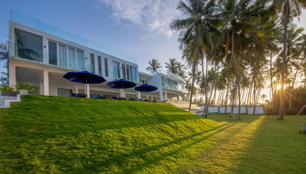 Weli Kasba - a 7-bedroom fully staffed beach villa, Ranna (updated ...