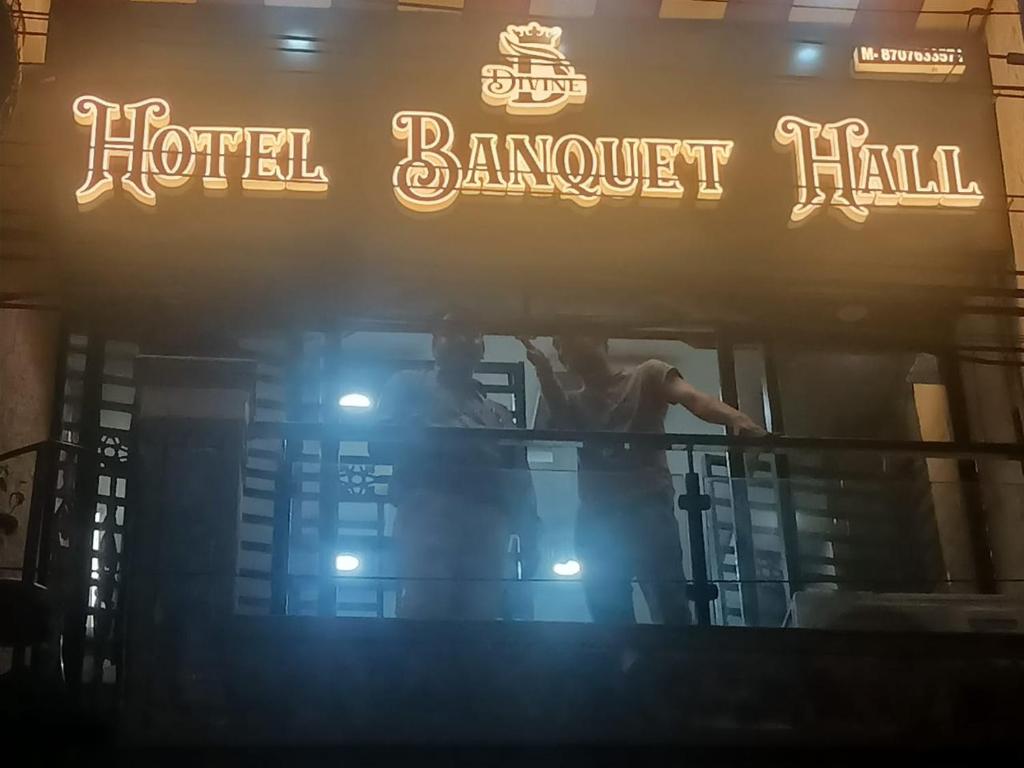 Divine Hotel & Banquet Hall, Bhopal (precios actualizados 2025)