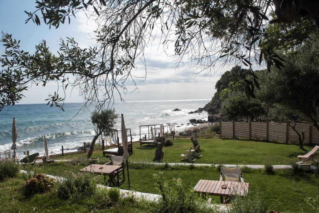 La Baia Guest House, Karítsa (updated prices 2025)