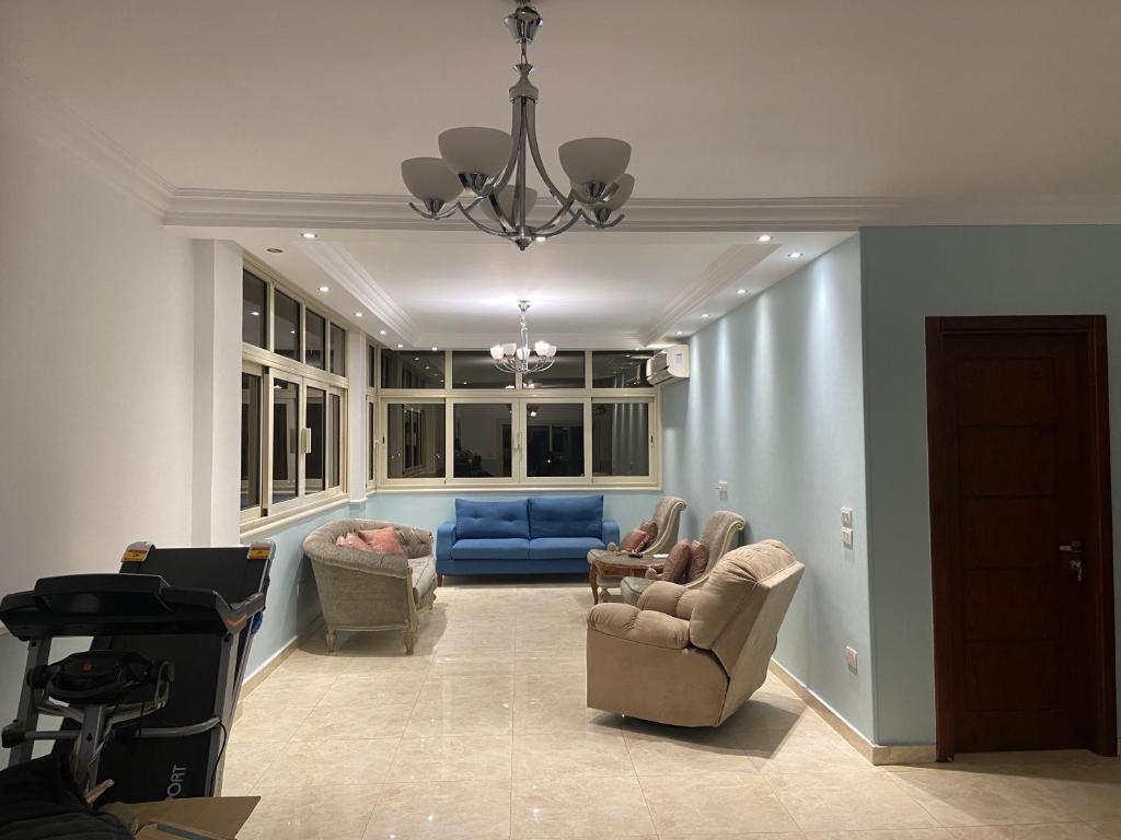 Rooftop apartment with terrace, El Nakheel Compound, Cairo (updated ...