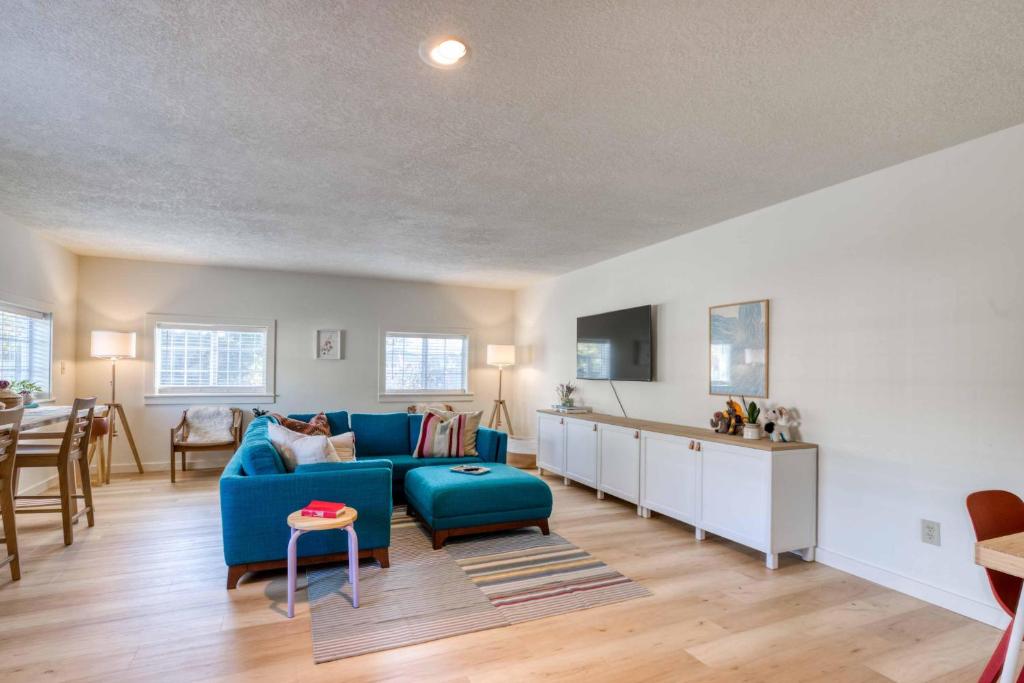 Saltbox Cottage - Meredith Lodging, Seaside (updated prices 2026)