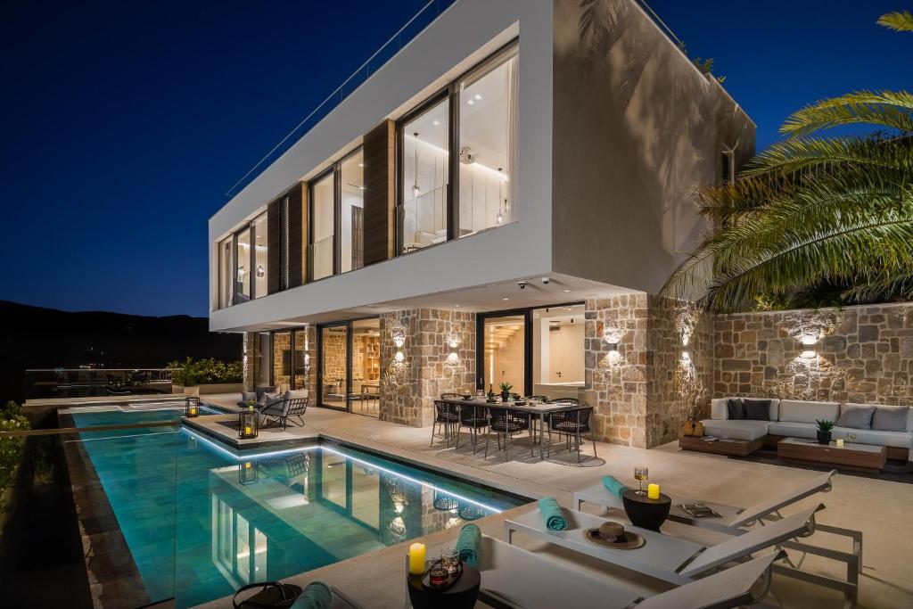 Luxury Villa Diamond Two with Pool, Podglavica (precios actualizados 2024)