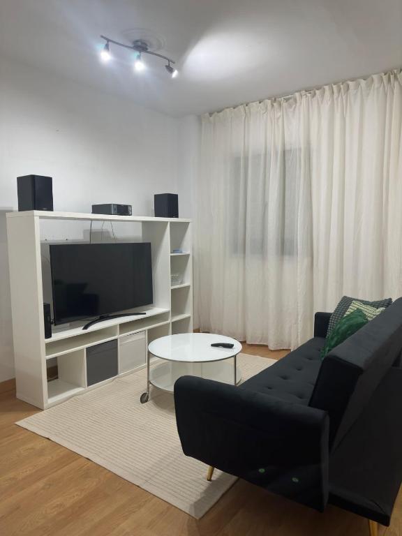 Quarto de matrimônio ! Lucero, Madryt (aktualne ceny na rok 2024) Quarto de matrimônio ! Lucero, Madryt (aktualne ceny na rok 2024)