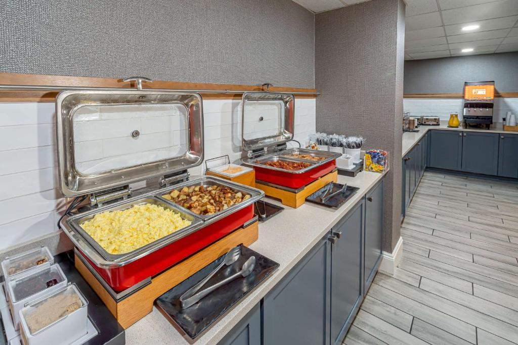 Hampton Inn & Suites Nashville-Vanderbilt-Elliston Place, Nashville ...