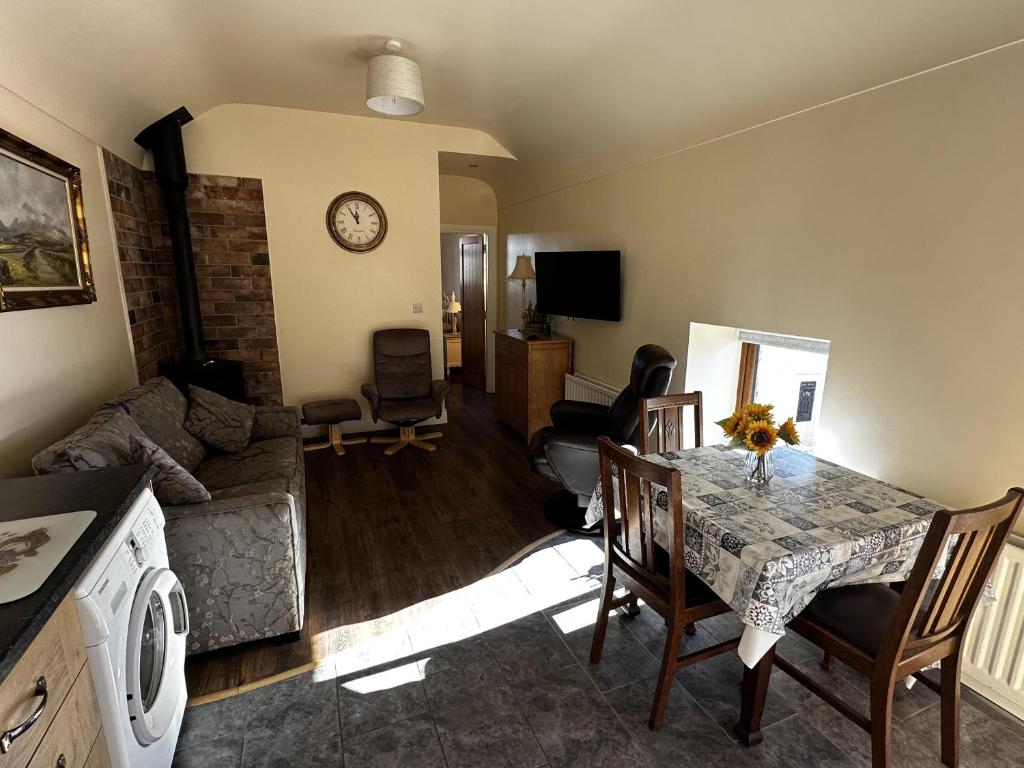 Cosy barn conversion in the Mournes, Newry (tarifs actualisés, 2026)