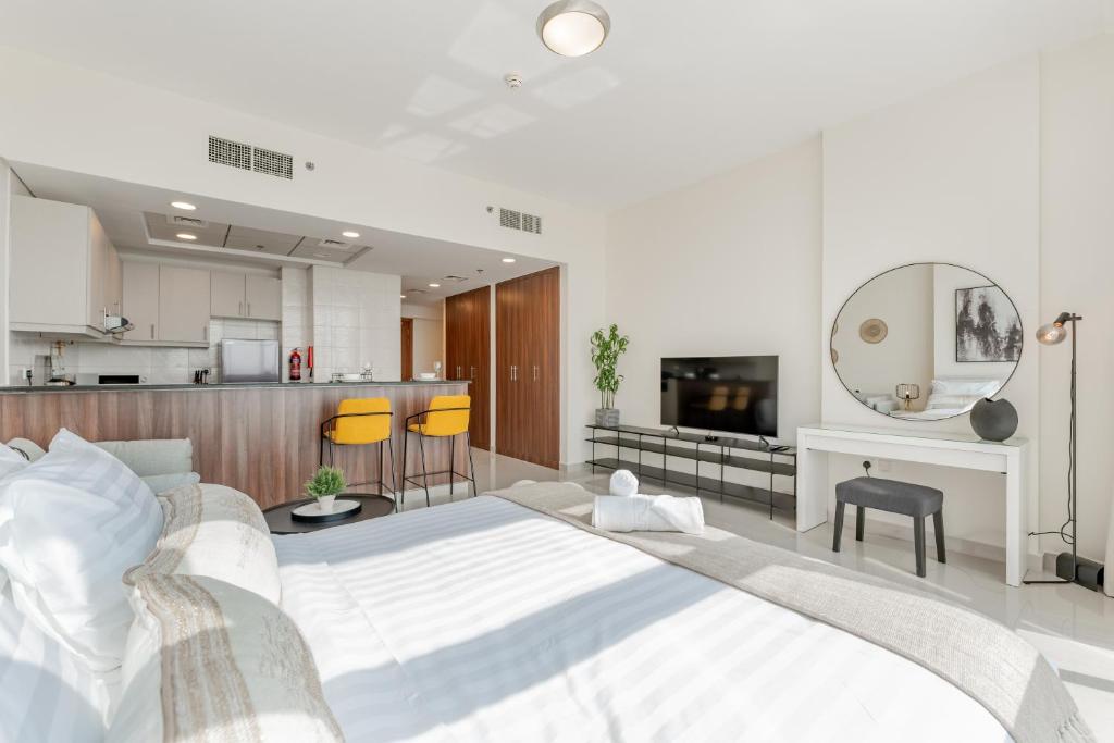 Studio in Reef Residence JVC by PK Holidays, Dubai (updated prices 2024)