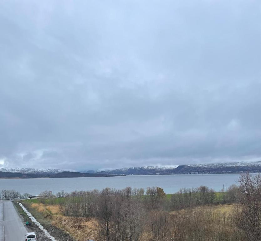 Helt ny leilighet med flott beliggenhet nært havet, Tromsø (updated ...