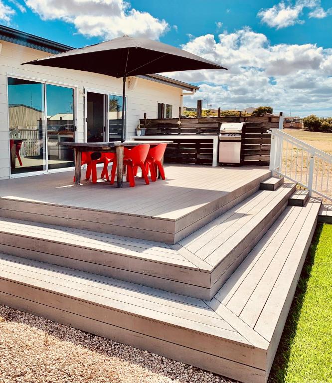 Shackleton, Point Turton (updated prices 2026)