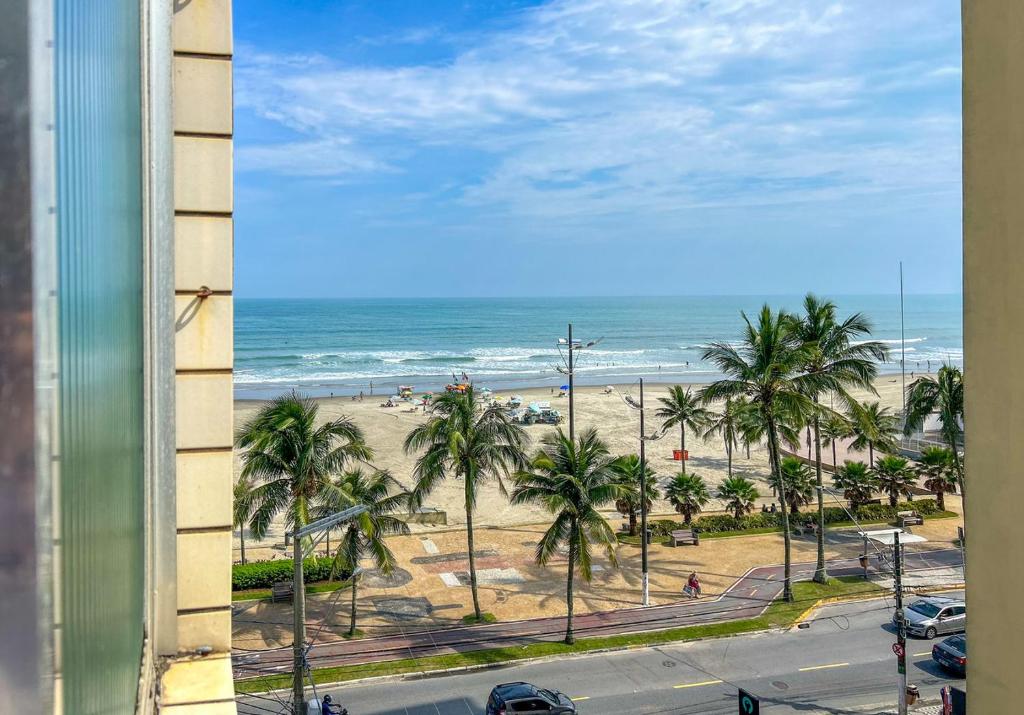 Apto beira mar Praia da Vila Tupi - Praia Grande, Praia Grande (updated ...