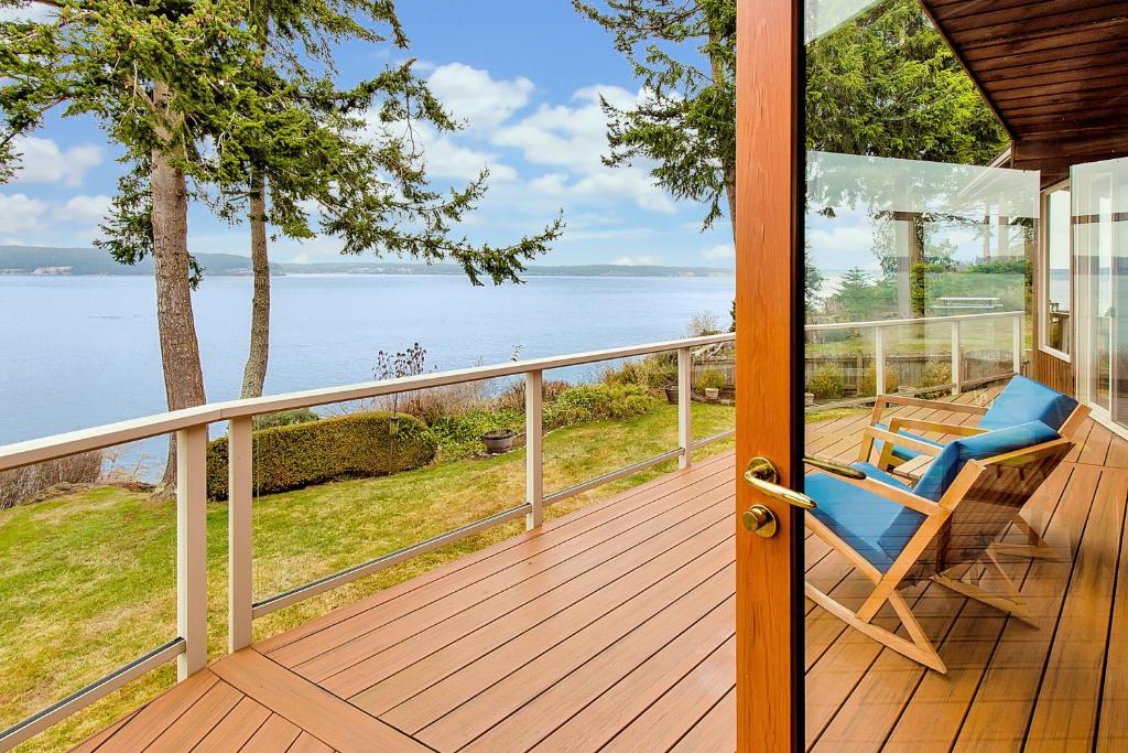Luxury Beach Home Ocean View Sonos, Langley (aktualisierte Preise für 2025)