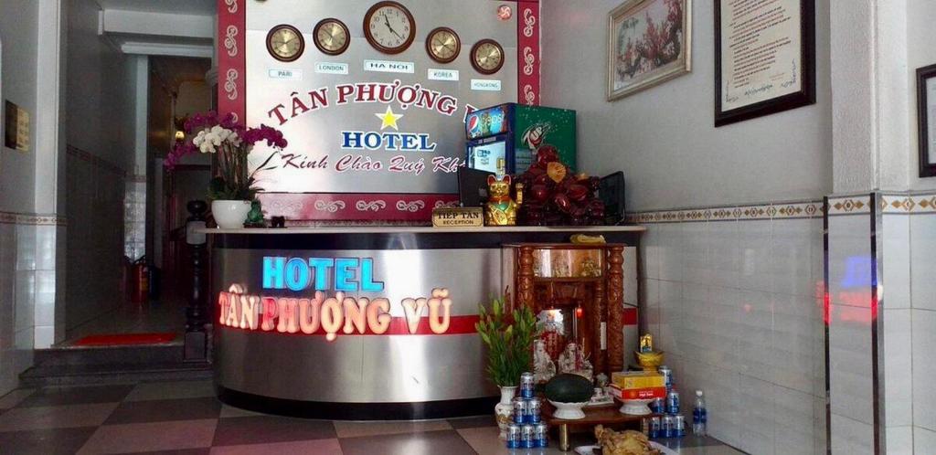 Tân Phượng Vũ Hotel - 740/3 Sư Vạn Hạnh, Q10 - by Bay Luxury, Ho Chi ...