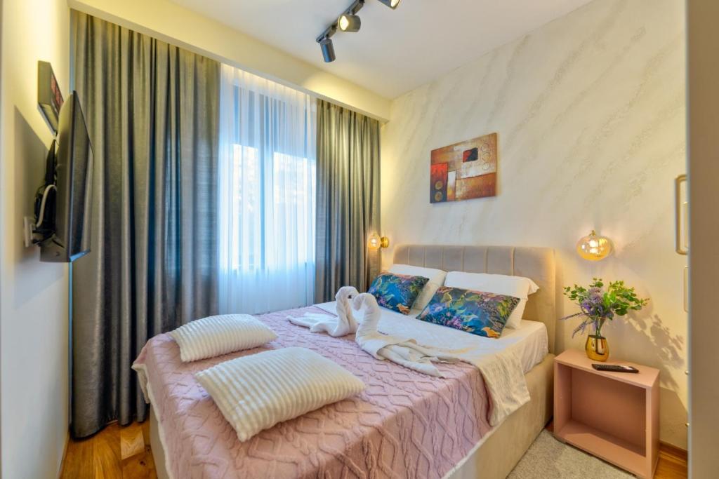 I&K-13-Titova vila, Zlatibor (updated prices 2025)
