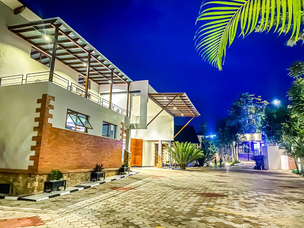 The B Hotel, Kigali (updated prices 2025)