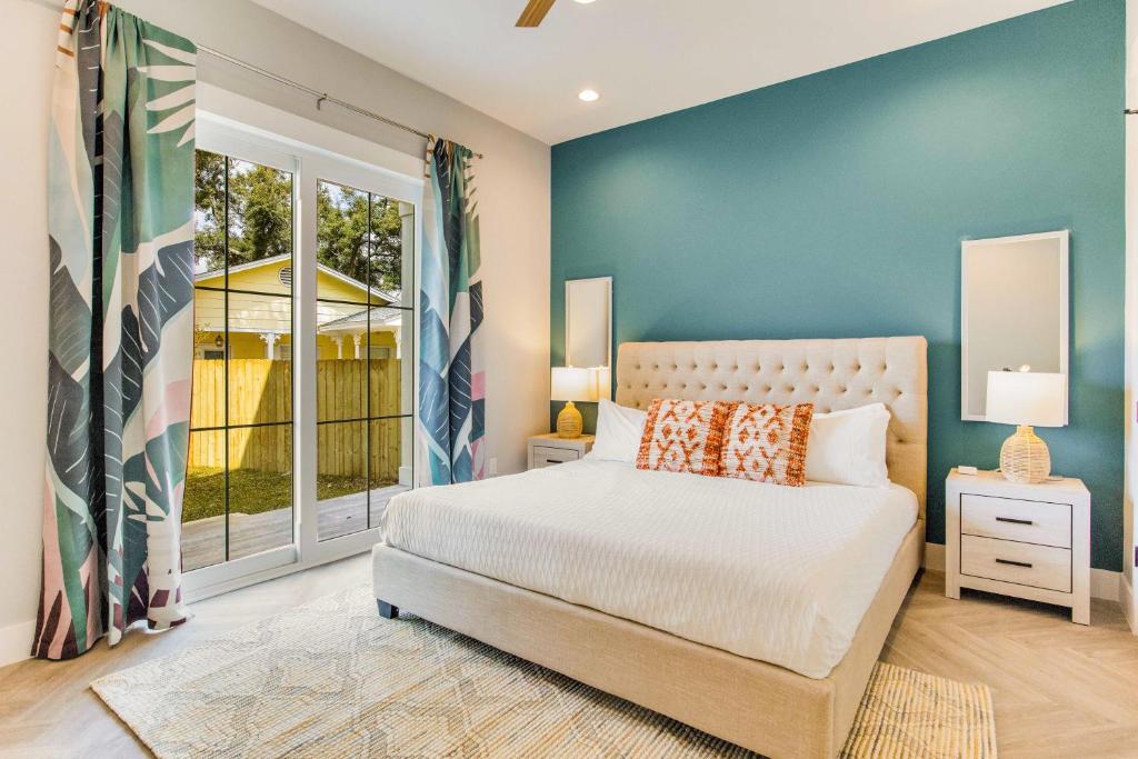 Stay Awhile, Pensacola (updated prices 2025)