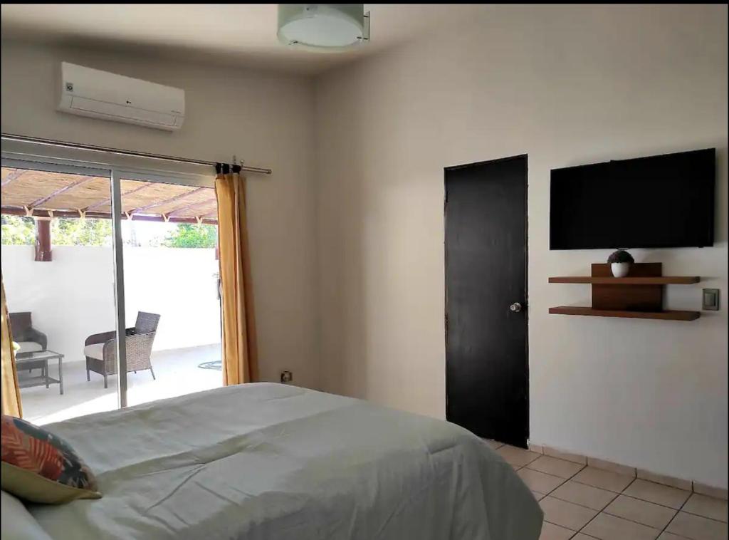 3 Bedrooms Home. Walking distance to the Malecon., La Paz (updated ...