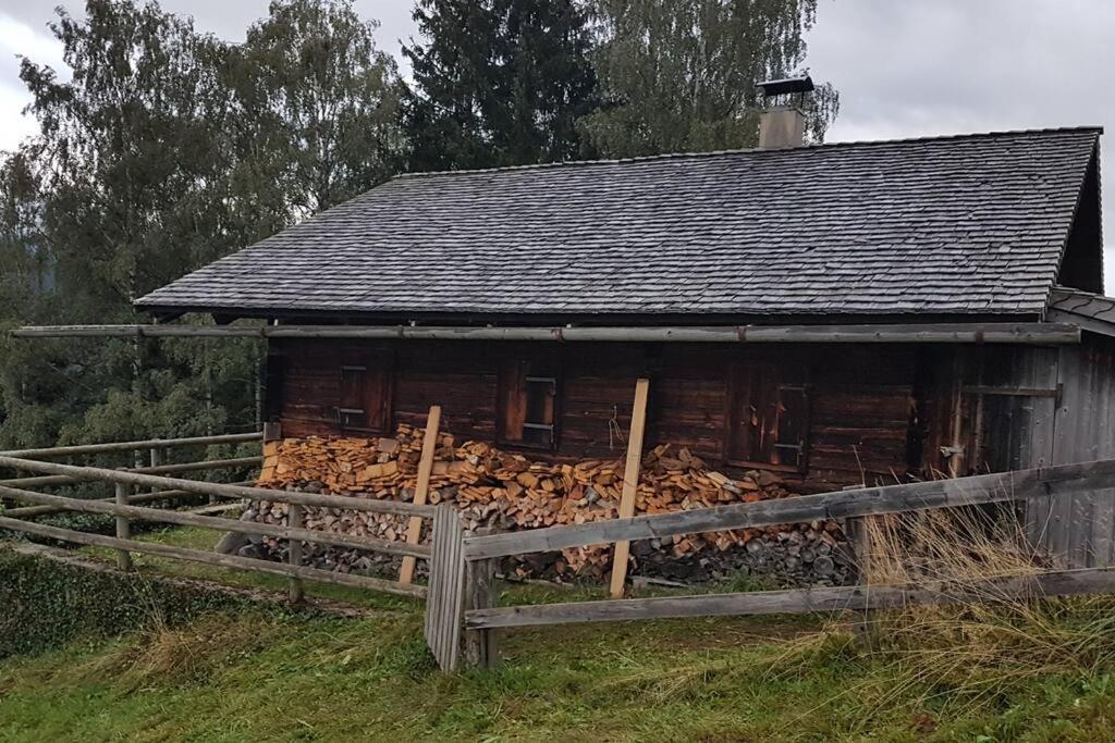 Almhütte für Summer und Wintersport, Pill (updated prices 2025)