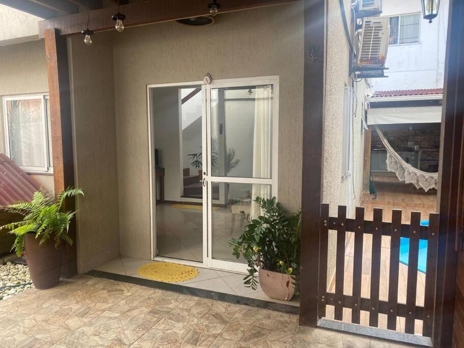 Casa a 120 mt da praia de Stella Mares, 3 suítes., Salvador ...