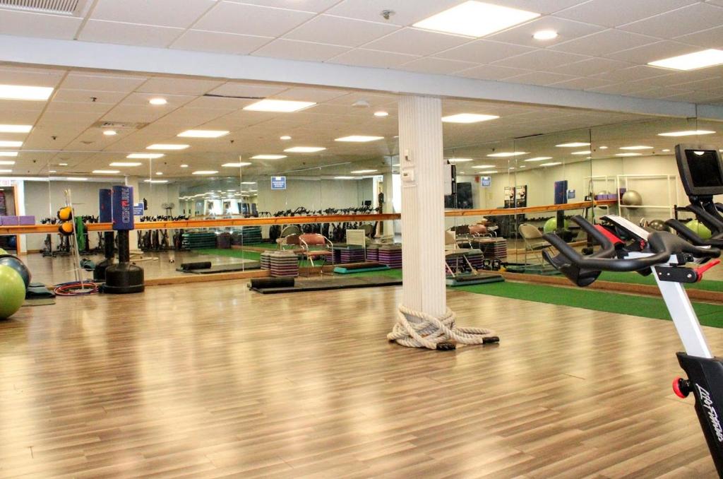 Cape Cod Irish Village - The Emerald Resort, Barnstable (updated prices ...