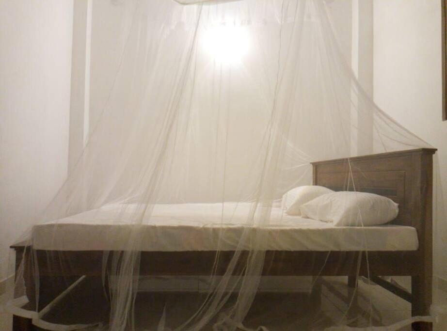 Gurugedara, Ahangama (updated prices 2025)