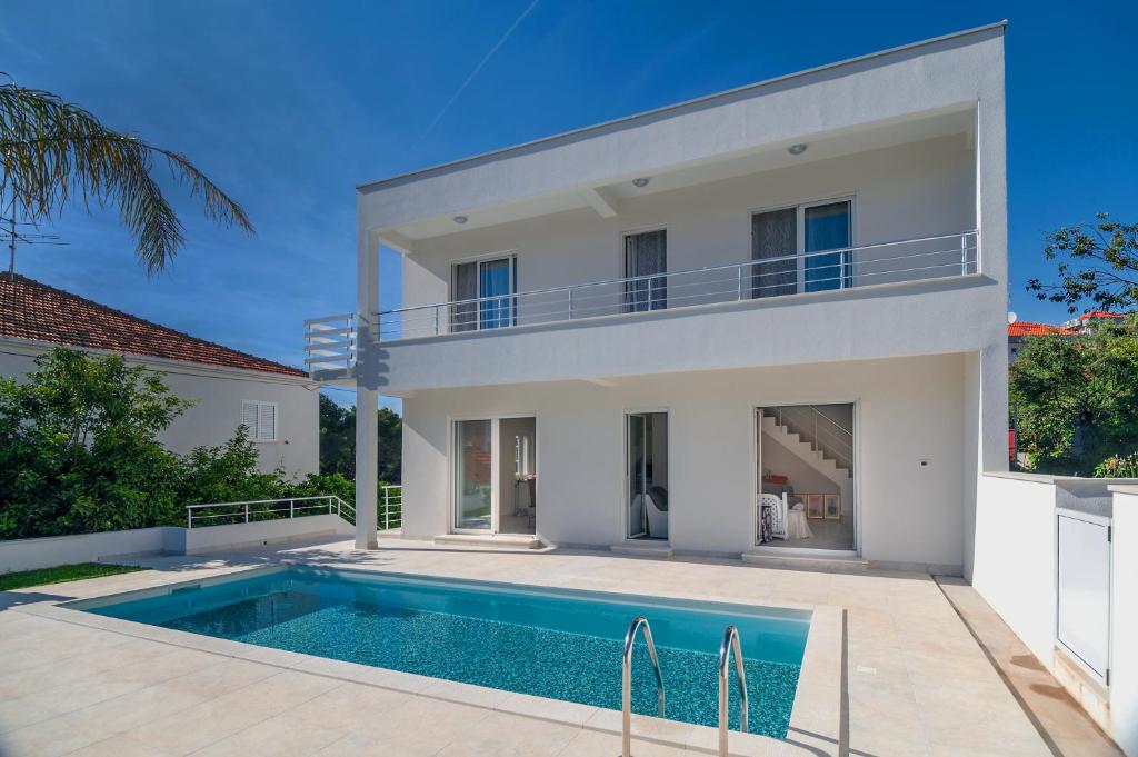 Villa Rozac, Trogir (updated prices 2025)