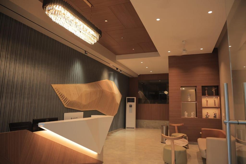 Hotel Krystal - Sangli