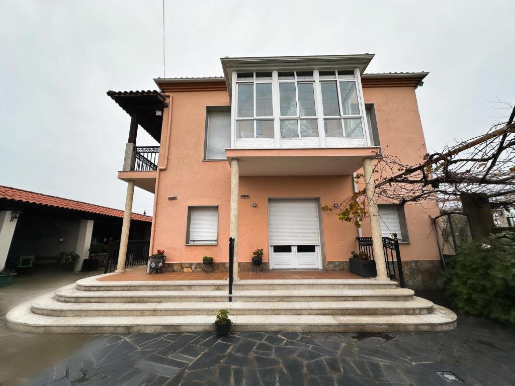 O toxal, Monforte de Lemos (precios actualizados 2025)