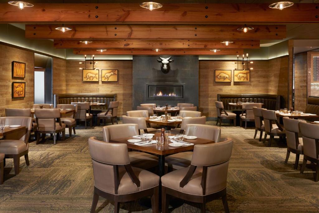 Courtyard by Marriott Kitchener, Kitchener (updated prices 2025)