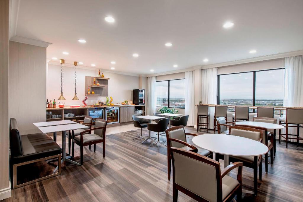 Delta Hotels by Marriott Regina, Regina (updated prices 2025)