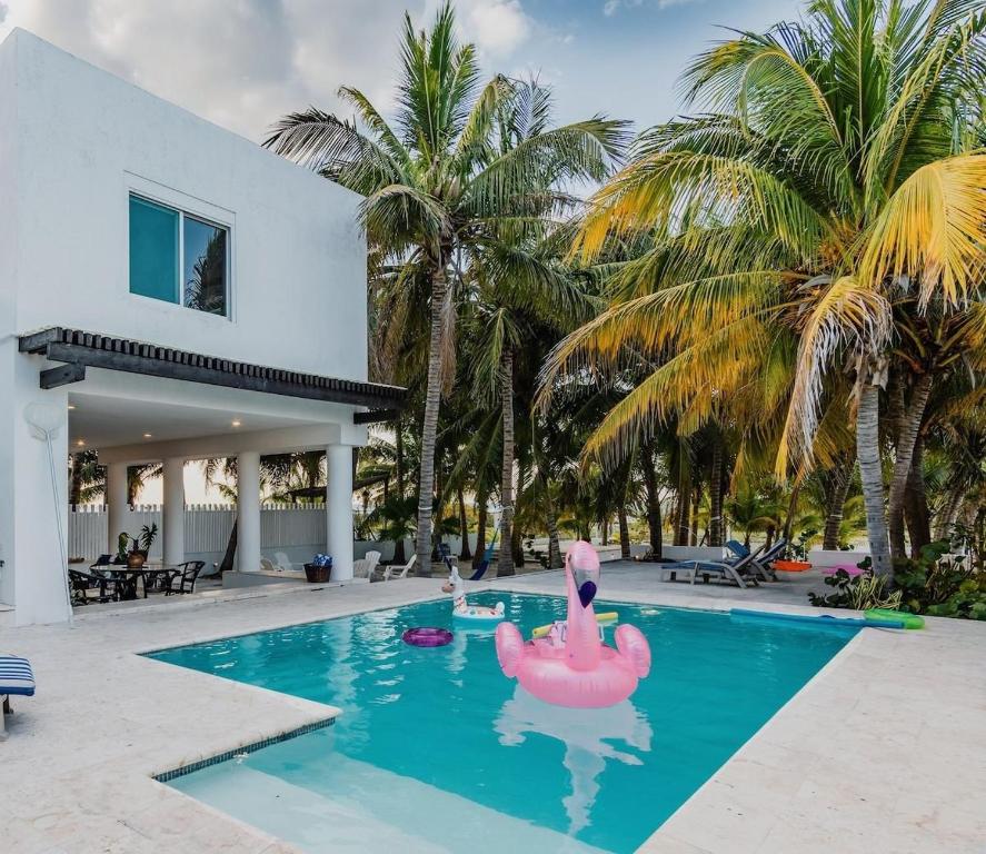 PROGRESO BEACH HOUSE 284, Progreso (updated prices 2025)