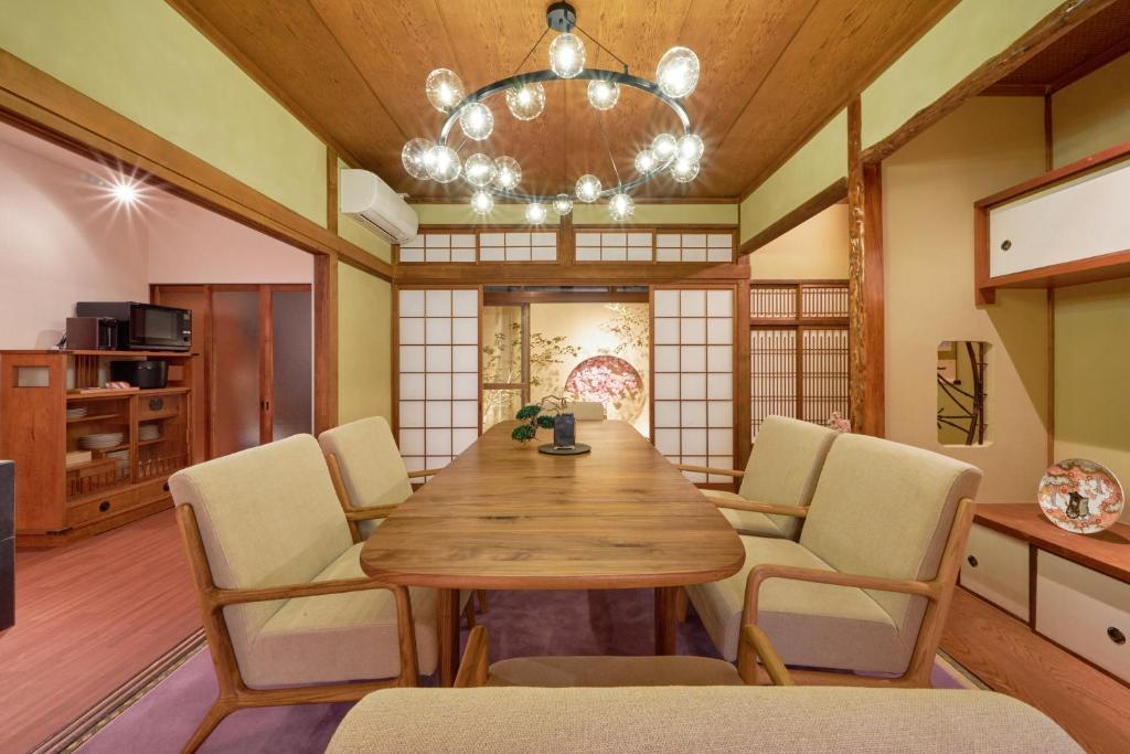 KONJAKUSO Osaka Tengachaya "NIHONCHA" Tea & Relax, Osaka (updated ...