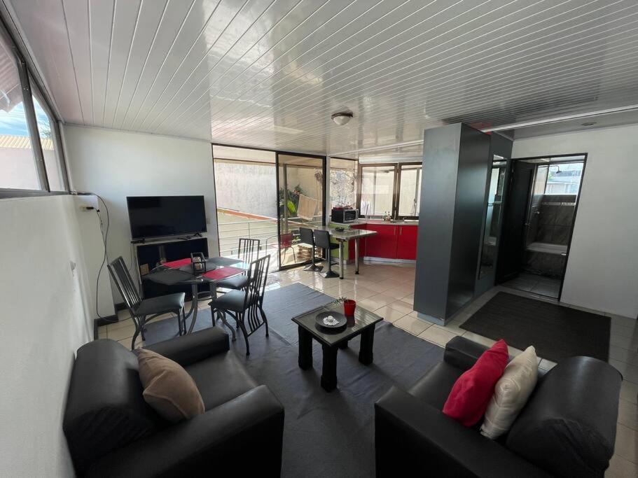 Beautiful house in The center of San Ramón, San Ramón (updated prices 2026)