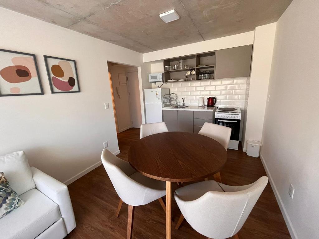 Edificio Pinheiros, Punta del Este (updated prices 2025)