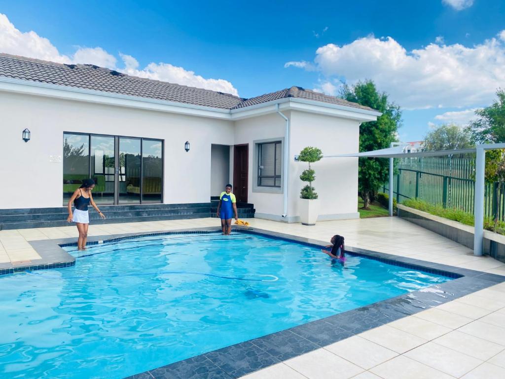 Siena Sun Apartment 10, Midrand (updated prices 2026)