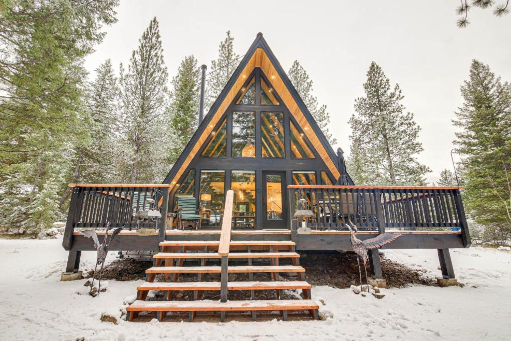 Stunning A-Frame Cabin, Steps to Clark Fork River, Donlan (updated ...