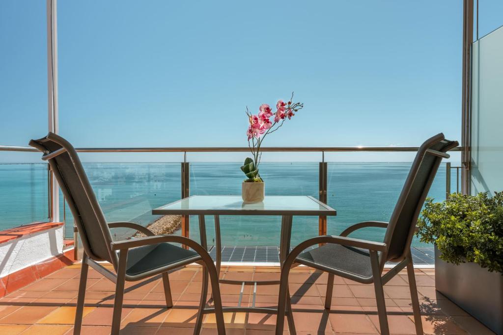 Calipolis, Sitges (updated prices 2025)