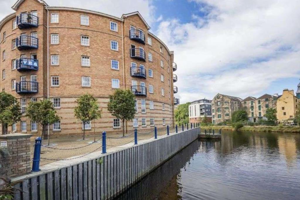 My Waterfront Apartment, views over Water of Leith, Edinburgh (updated ...