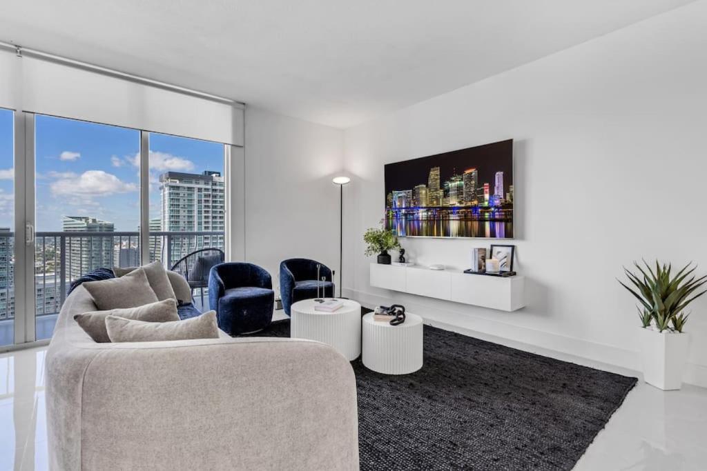 Luxe Brickell Gem with Huge Balcony n Ocean Views, Miami (updated ...