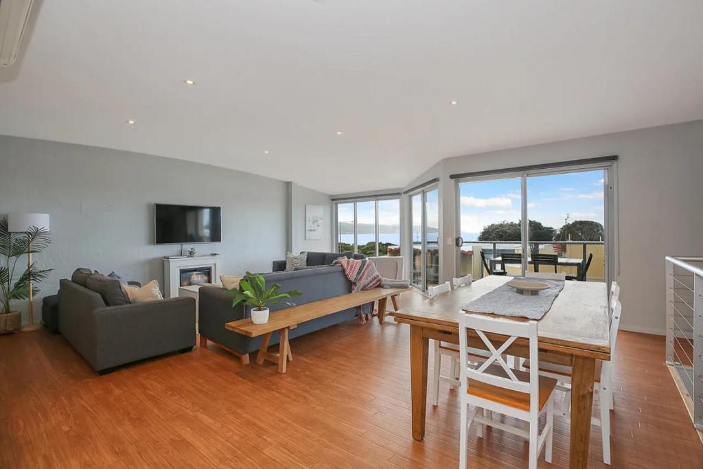 The Beachhouse at The Butter Factory, Apollo Bay (updated prices 2026)