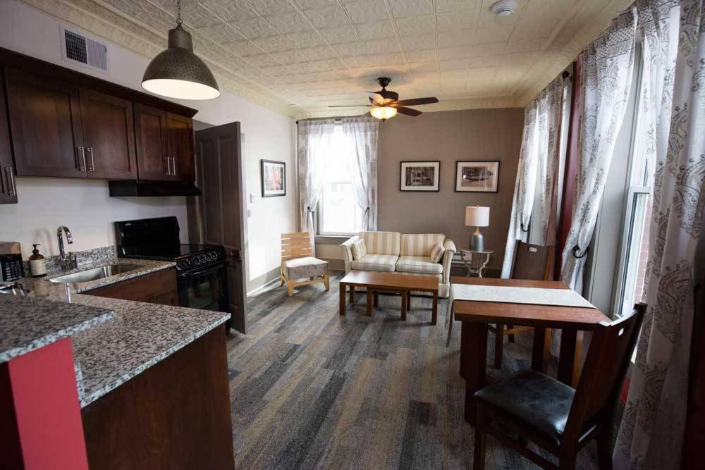 Dodici Night Suites, Washington (updated prices 2025)