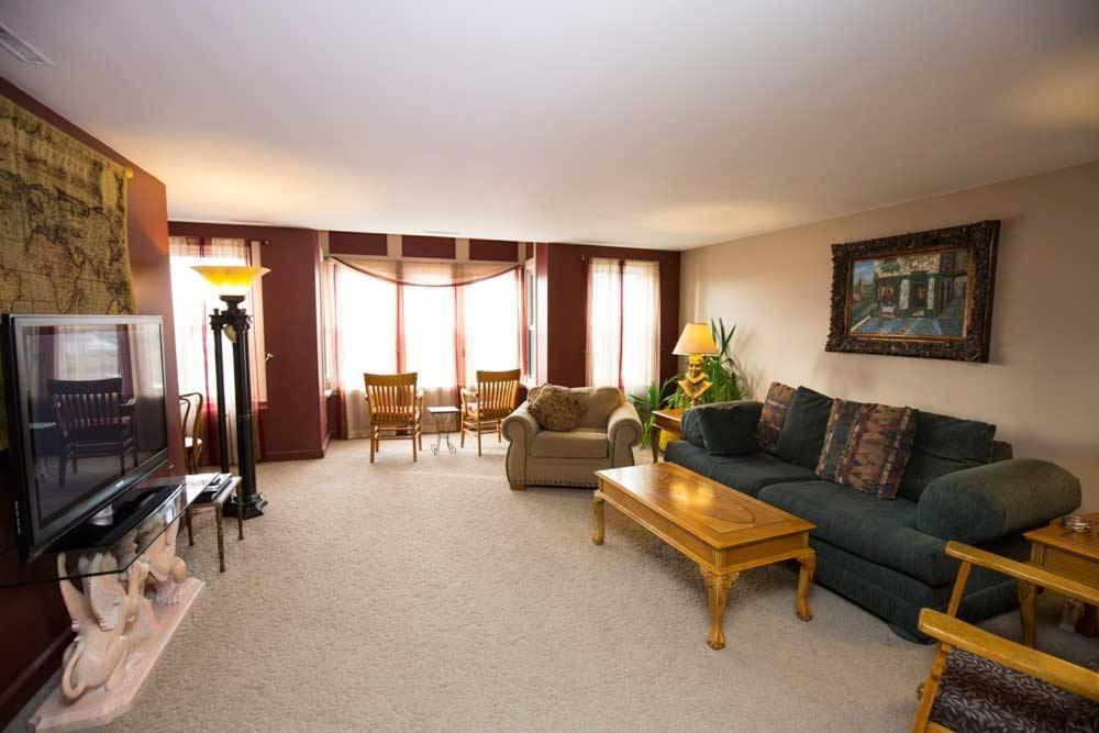 Dodici Night Suites, Washington (updated prices 2025)