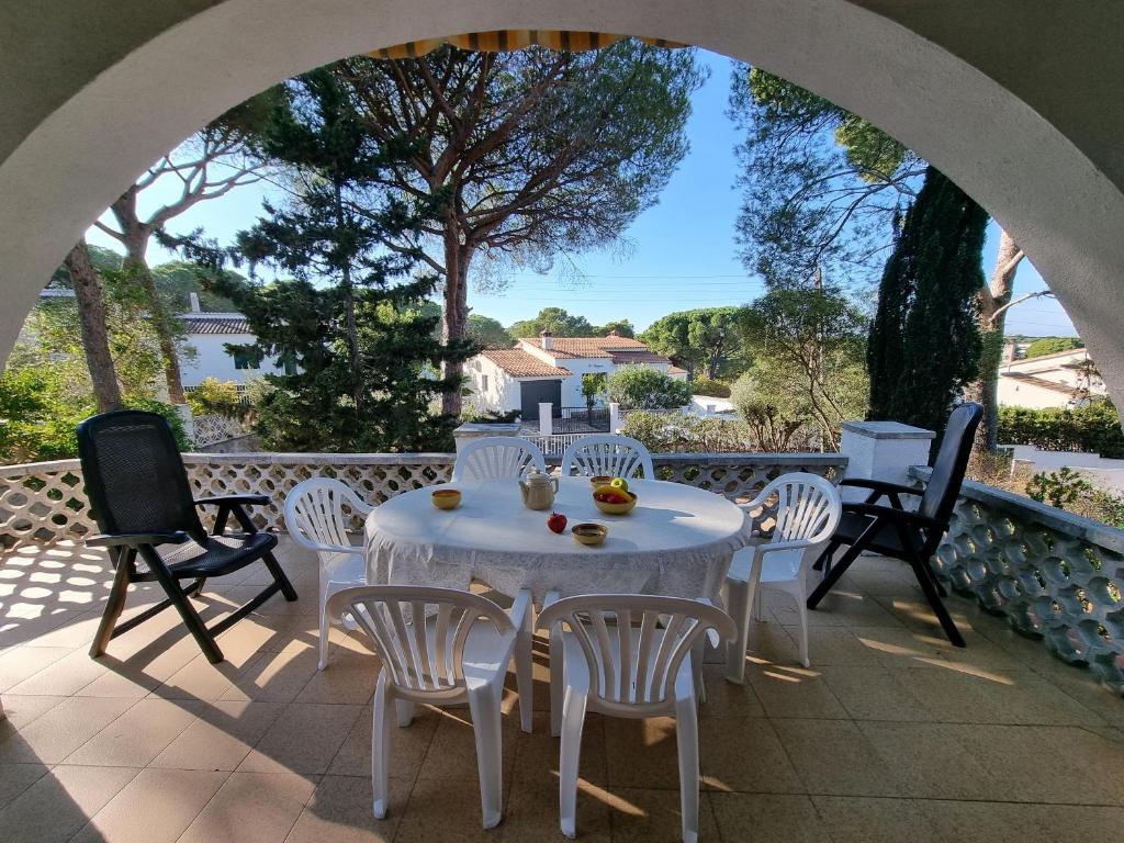 Casa Bruno, L'Escala (precios actualizados 2025)