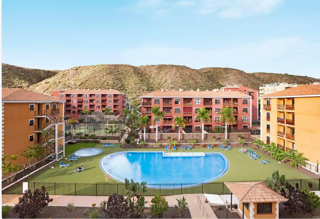 Be HAPPY 77, Arona (updated prices 2026)