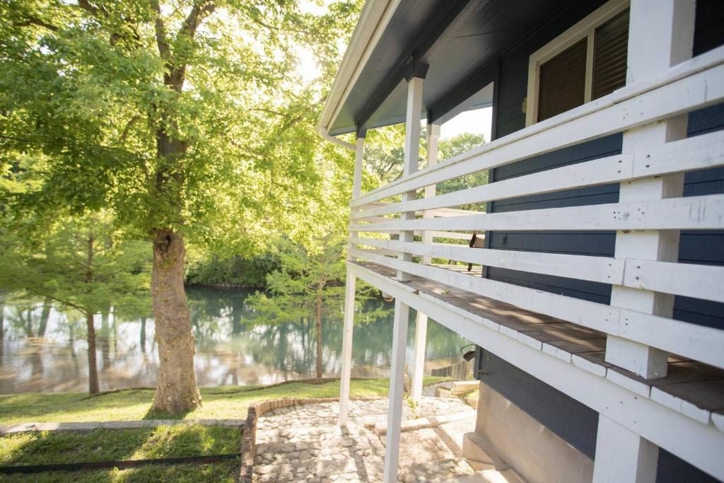 Water Haus - LITE, New Braunfels (updated prices 2025)