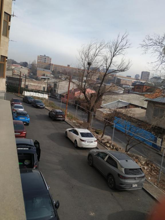 Apartment Cozy Apt on Papazyan, Yerevan, Armenia - Booking.com