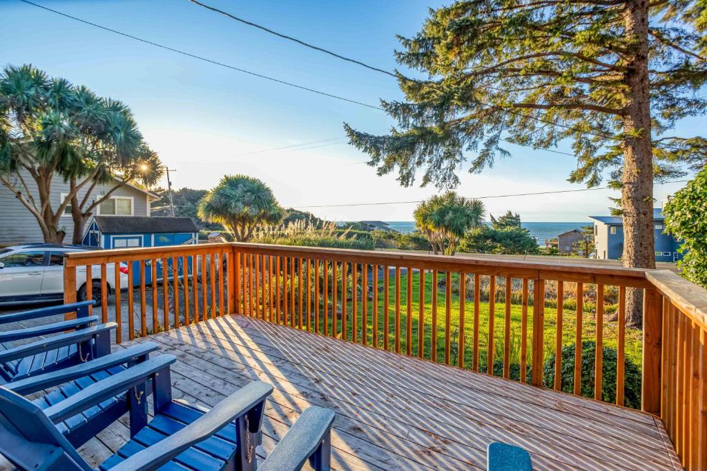 Just Beachy 101, Yachats (updated prices 2025)