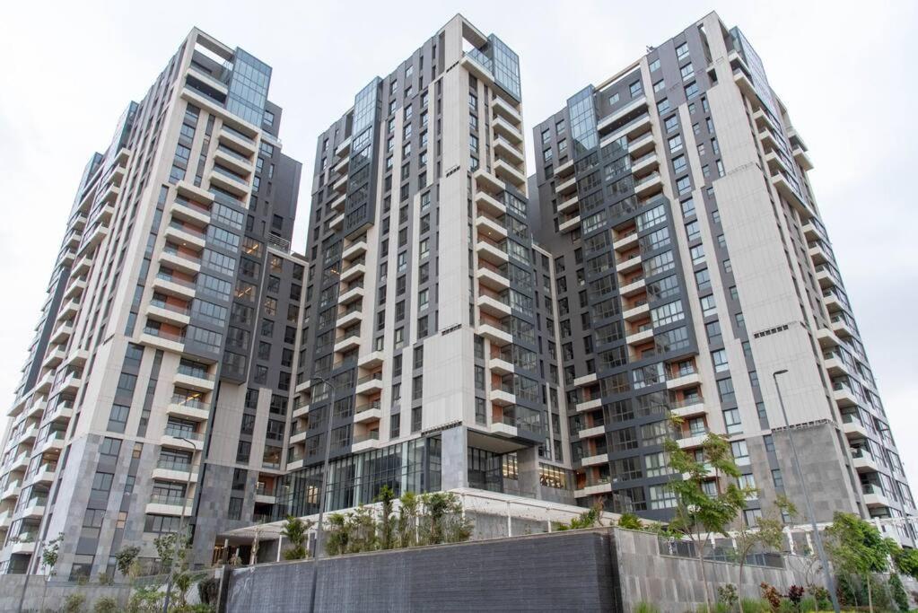 Apartment at Aeon towers, Sheikh Zayed (updated prices 2024)