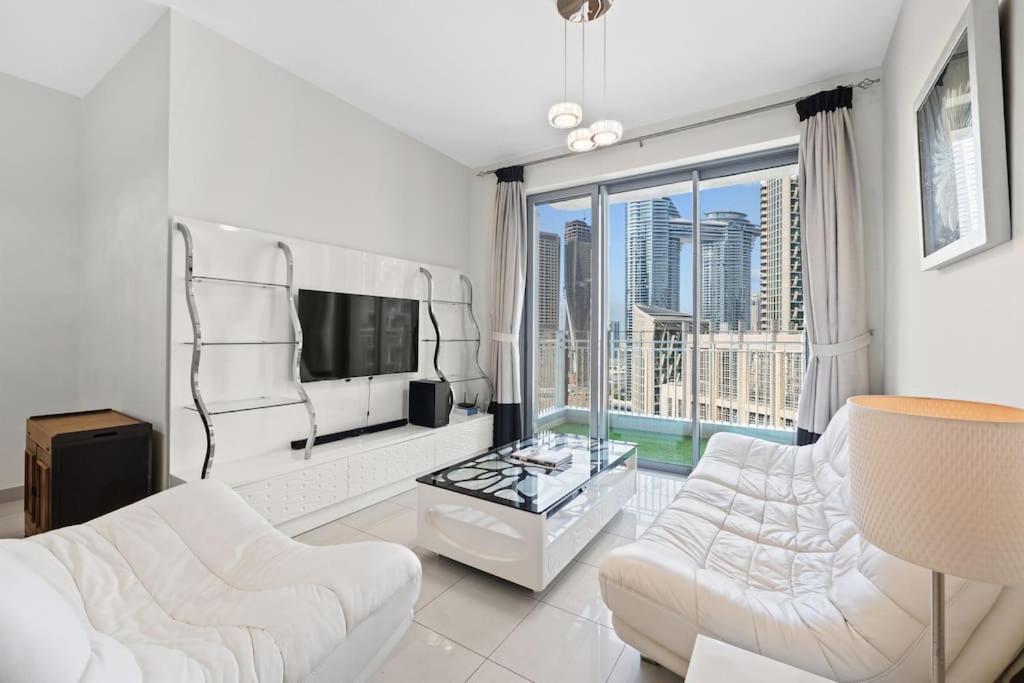 Stand Point Luxury living in Downtown Dubai, Dubai (opdaterede priser ...